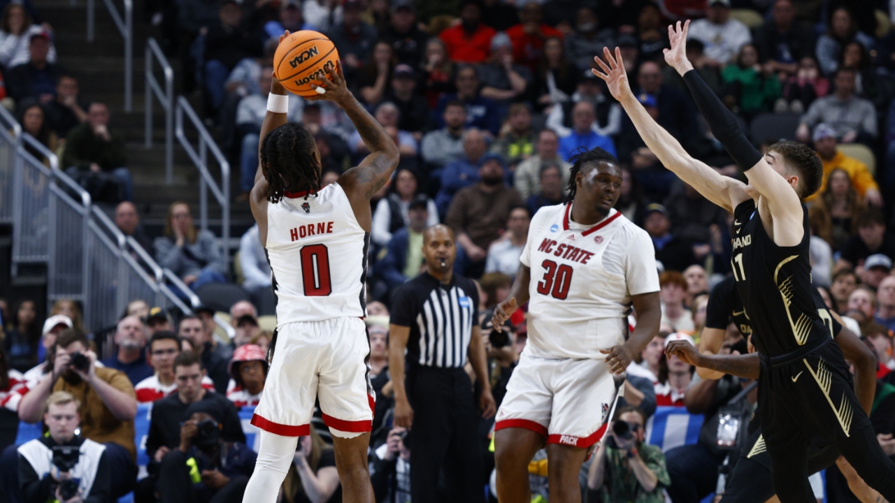 GAME HIGHLIGHTS: NC State's NCAA Tournament Win Over Oakland | Inside ...